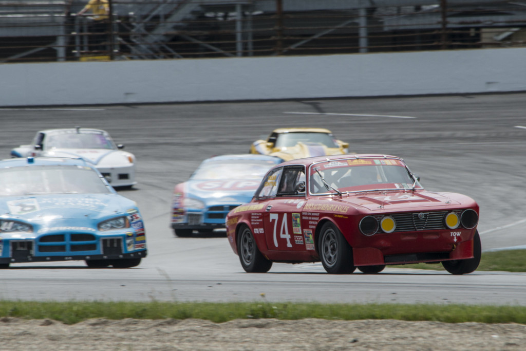 The Brickyard Vintage Racing Invitational at Indy – RacingJunk News