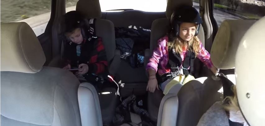 [VIDEO] Ever Had Your Mom Drift Her 550HP Minivan? – RacingJunk News