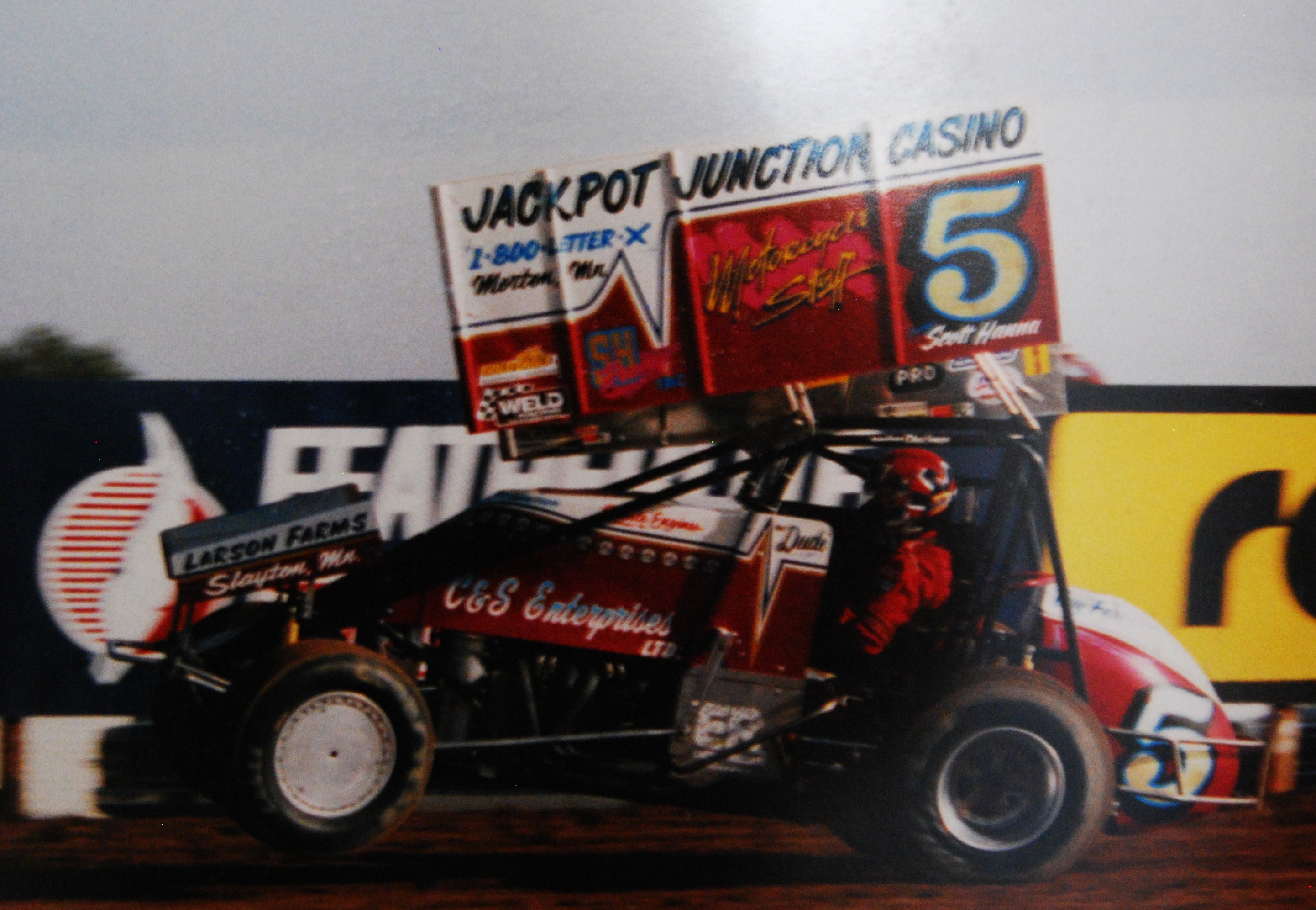 RJ112 Julie Photo 06 – RacingJunk News