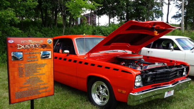 [Gallery] Slinger Speedway Car Show – RacingJunk News