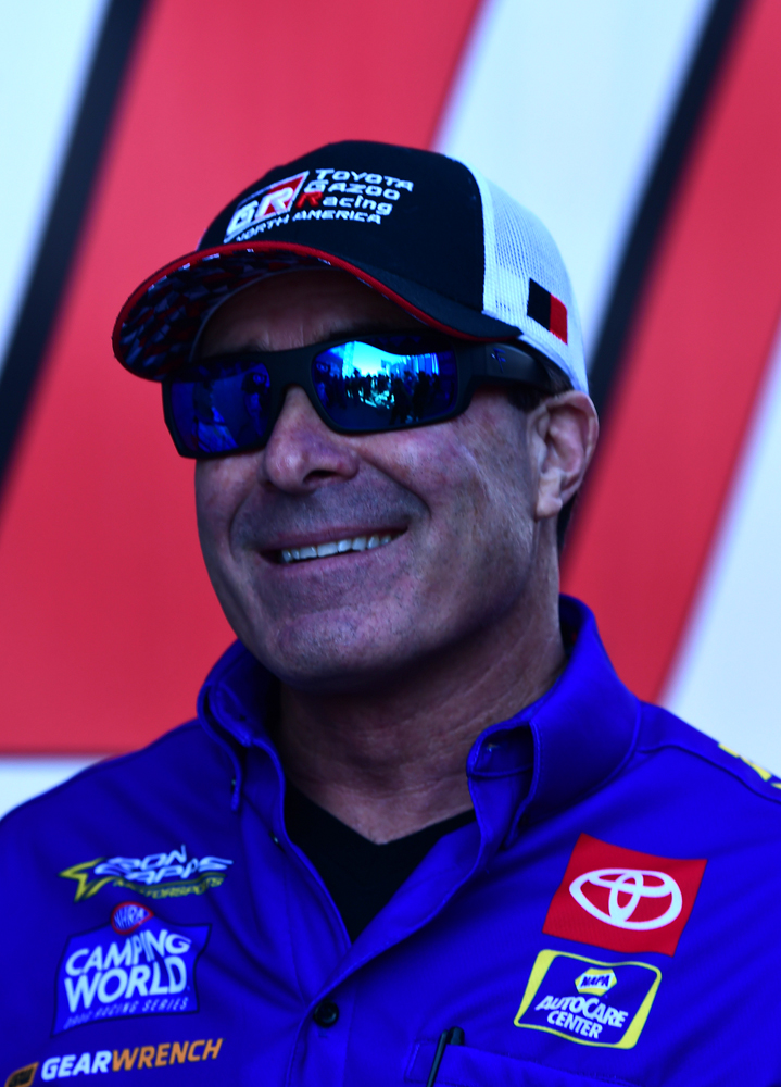 Capps Tames NHRA’s Funny Car – RacingJunk News
