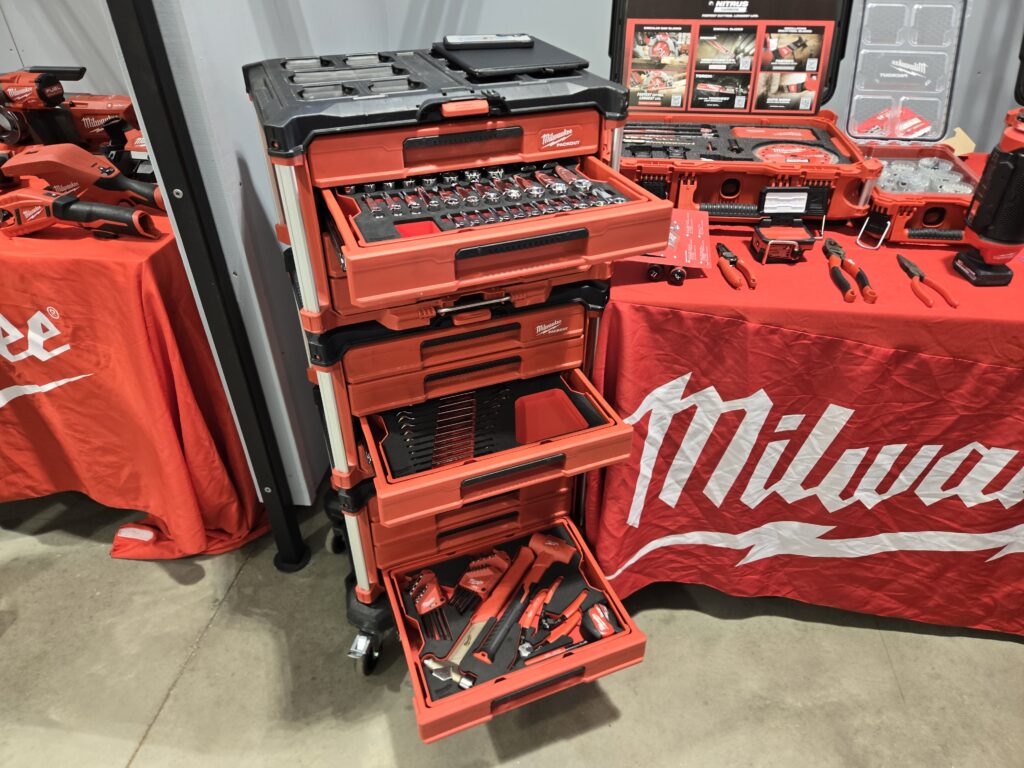 Milwaukee Shows Off New Hand Tools and Packout Goodies – RacingJunk News
